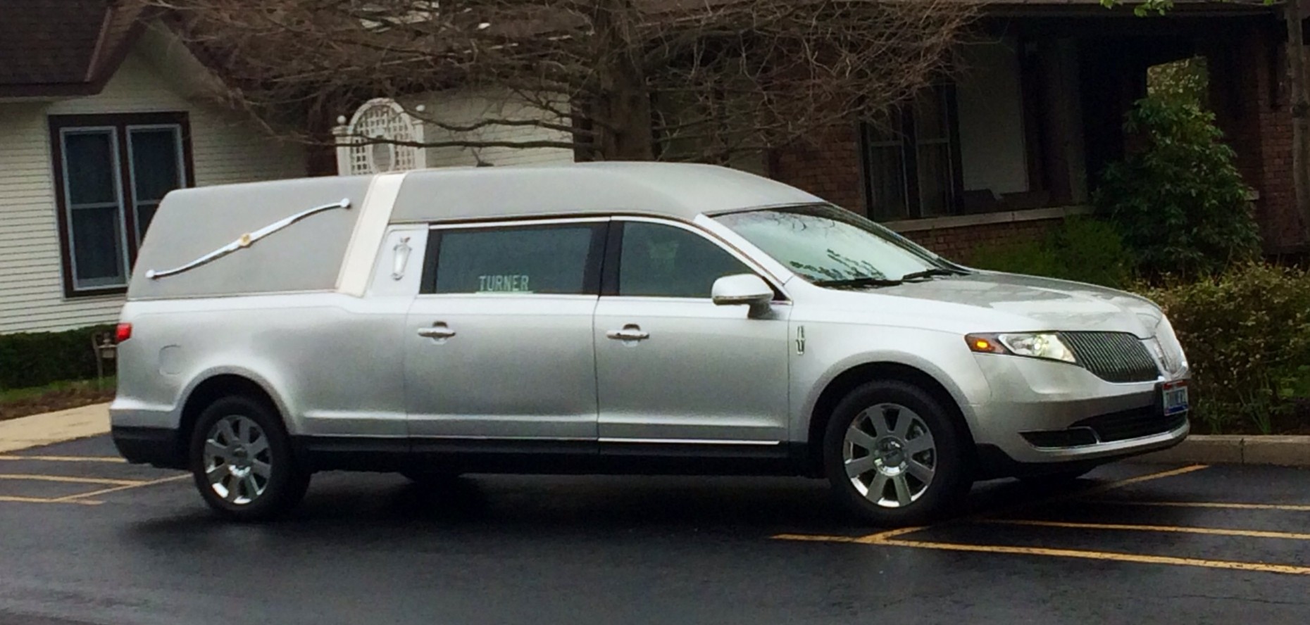 New Hearse-2 « Penwell Funeral Home